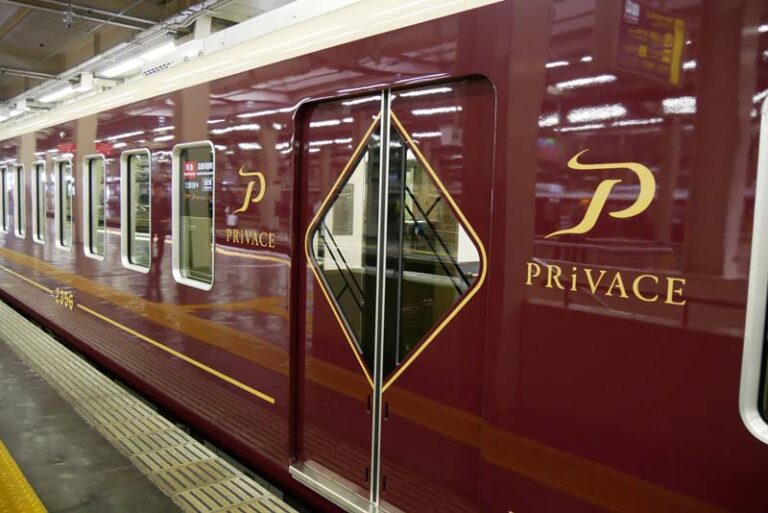 プライベース車単品も！KATOから阪急新2300系が6～7月発売！ | オキラクウサギ